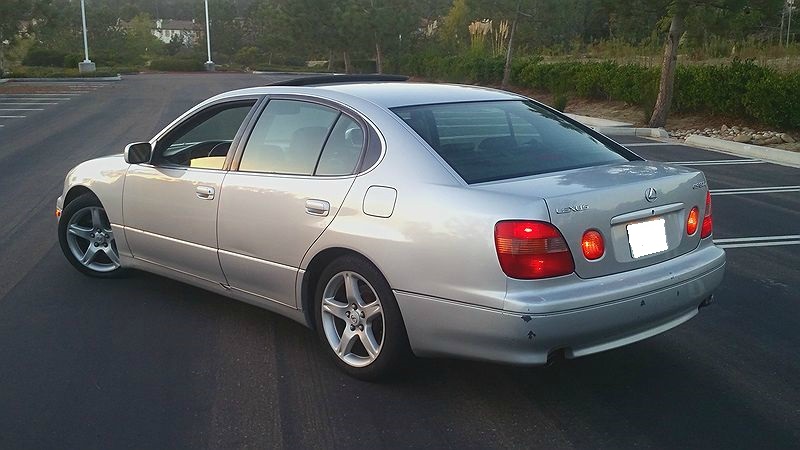 Lexus GS300 - $1,300 | Car Scout PRO